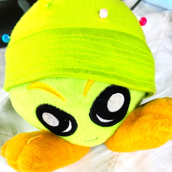 Neopets | Toys | Neopets Jubjub Green Alien With Hat Vintage Rare And ...